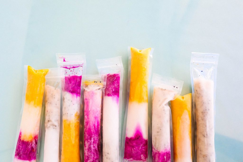 Color-Block Popsicles - Lunchpails and Lipstick